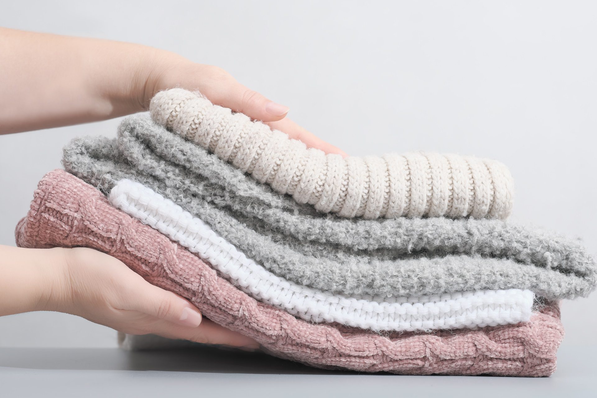 Clothes Covered in Lint After Washing? Here’s How to Fix the Problem ...