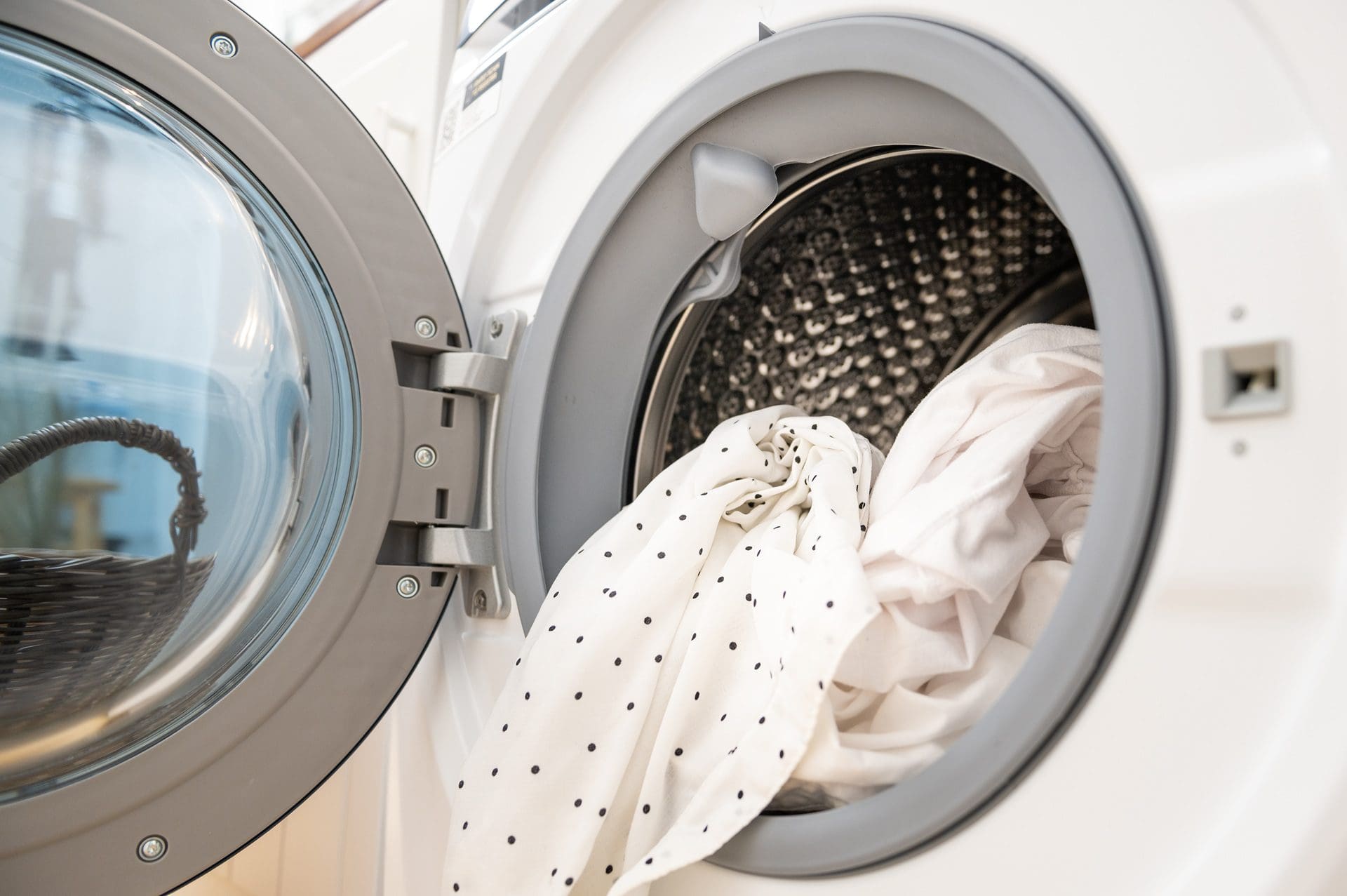 The Best Water Temperature for Different Laundry Loads | Major Cleaners